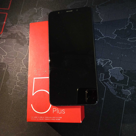 Xiaomi Redmi 5 Plus 4/64GB (черный)