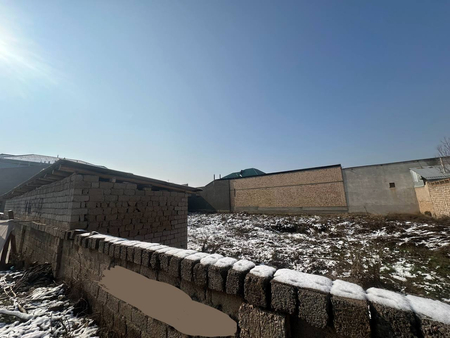 Yunsobod kotta hasanboyda 12sutu fasat 40*30 ichkarisiga 460000$min