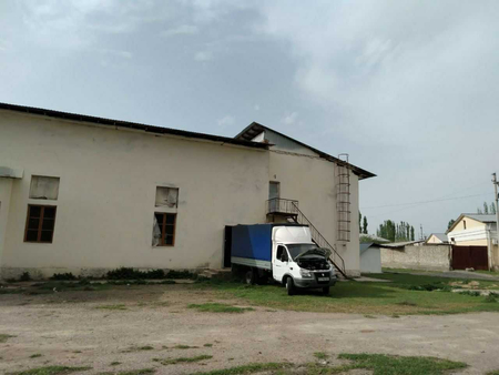 Продаётся 3 300 м². производственная база.
