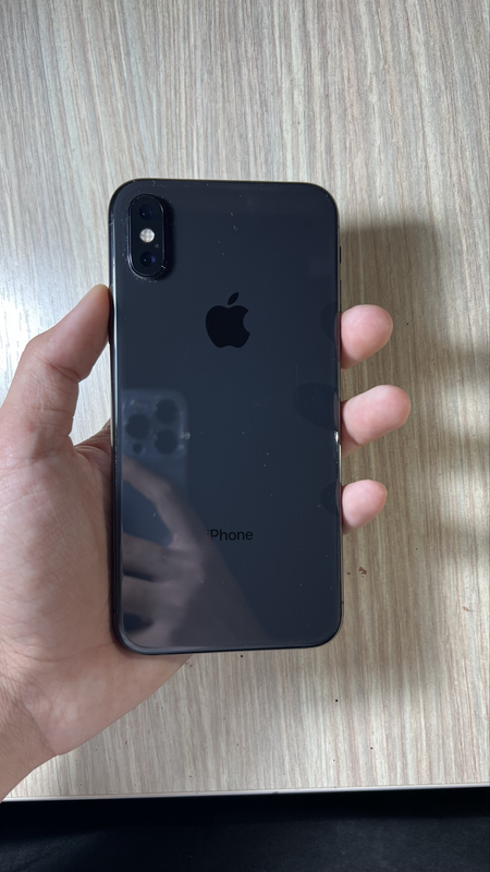 iPhone XS  64 gb