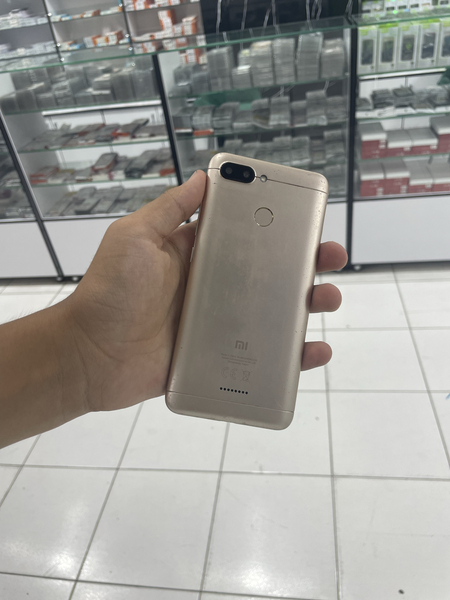Redmi 6 32gb срочни сотилади