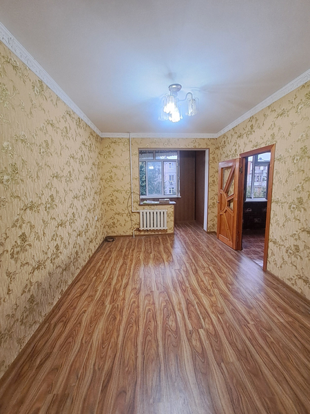 Срочно. Факат аник оладиганлар кунгирок килсин.
