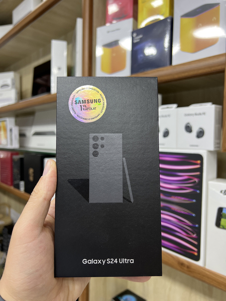Samsung S22 ULTRA NEW!!! New!!! New!!!