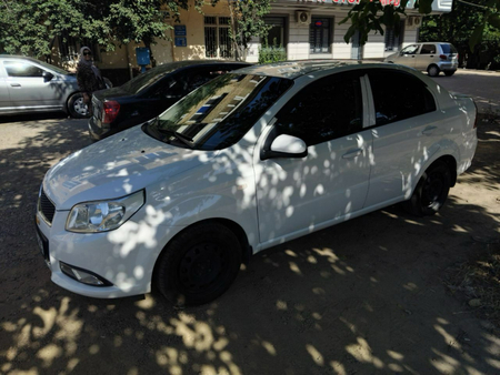 Nexiya 3 srochni sotiladi 2016 dekabr kraska toza