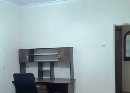 Своя. Спецплан, 2/3/4, с ремонтом, 72м², кирпич. Метро Космонавт, Мона