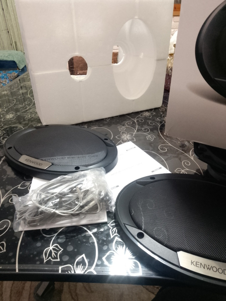 Kalonka Kenwood S6976 bez usilitel