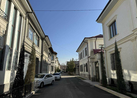 Продается участок 4 соток в Юнусабадском районе (Чинабад)