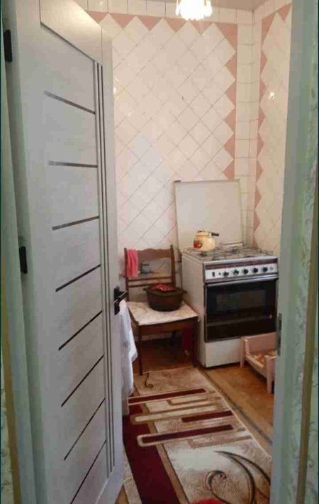 2/4/4чиланзар 18 срочно продаётся квартира