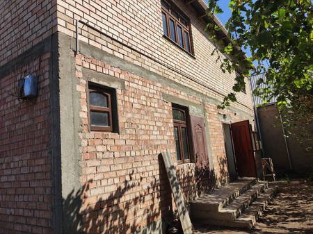 Uychastka sotiladi