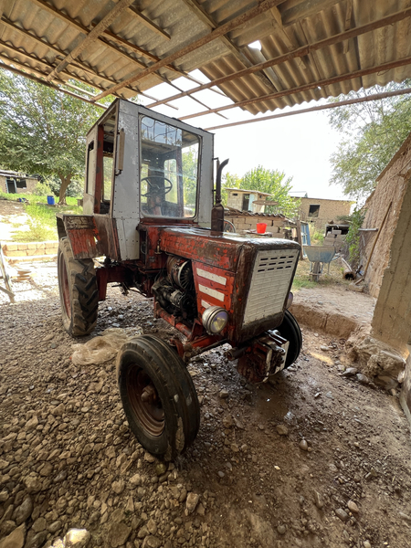 T25 qishloq xojalik transporti