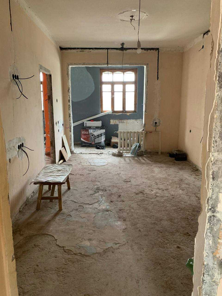 м.Яшнабад Авиасозлар-4 2-комнатная 4/4 50 м² панель без ремонта