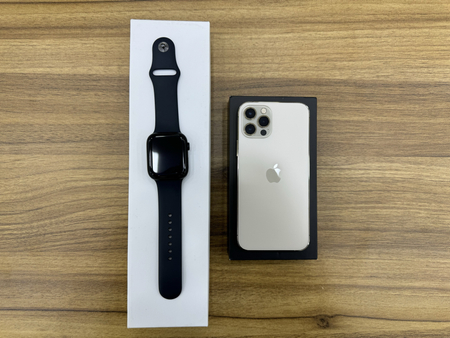 Iphone 12 pro, Iwatch 8 45mm