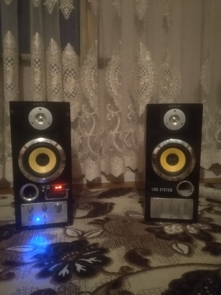 Калонка сабуфер муз центр
