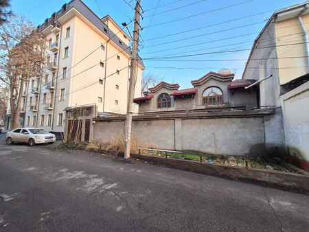 срочна Горит аренда 4 комнатная Участка на ул. Раккат id sh 463