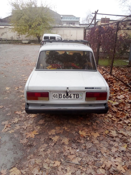 Автомобиль Жигули 2107