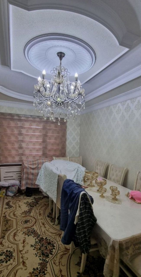 Продаётся квартира на Юнусабад 19кв