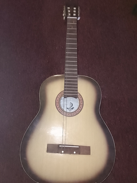 gitara KLASSIK 4/4