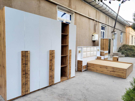 Spanni mebel Hi Tech