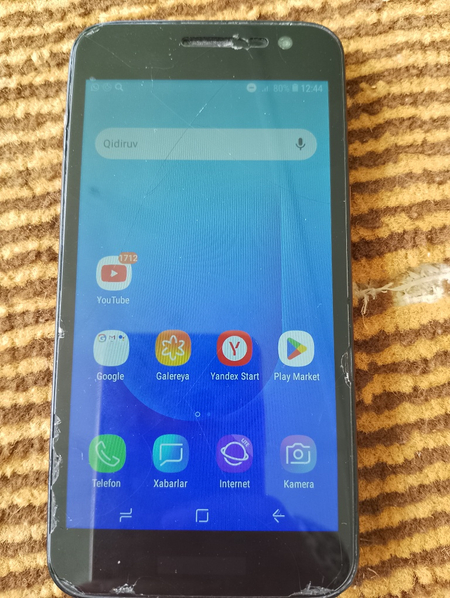 Samsung J2core sotiladi