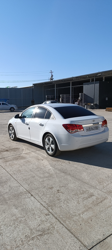 Lacetti Cruze 2009 yil prabek 70000 min tozza ideal