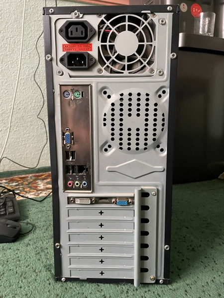 kompyuter PC hamma komplekti bor