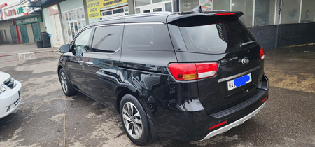 KIA CARNIVAL  sotiladi
