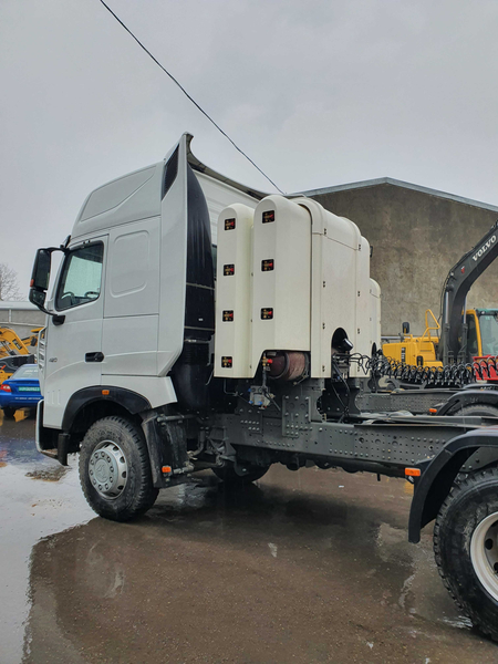 Тягач HOWO А7 420 л.с Газовый. Kredit/Lizing