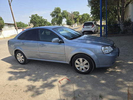 Lacetti 1.8 2013