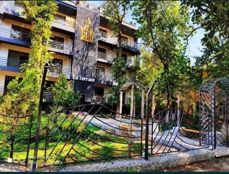 Яшнабад Успейте По супер цене С ремонтом La Terrace 43м2; Дубовый моро