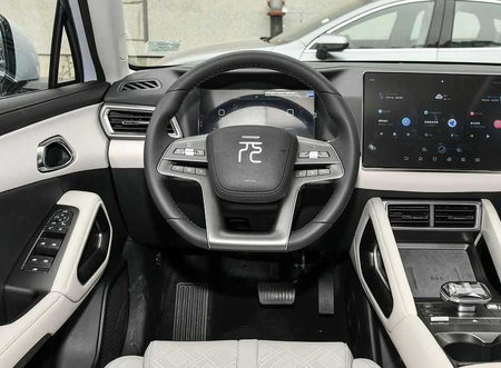 BYD yuan up 401 km (+hude up display)