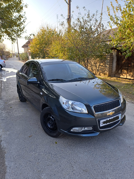 Nexia 3 sotiladi gaz bor