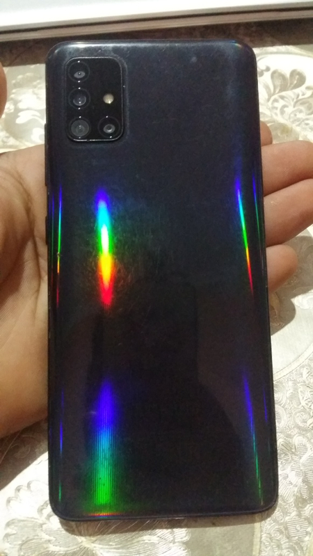 Samsung A51 ideal