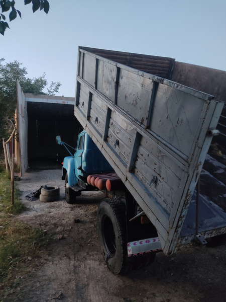 Gaz 53   Sotiladi