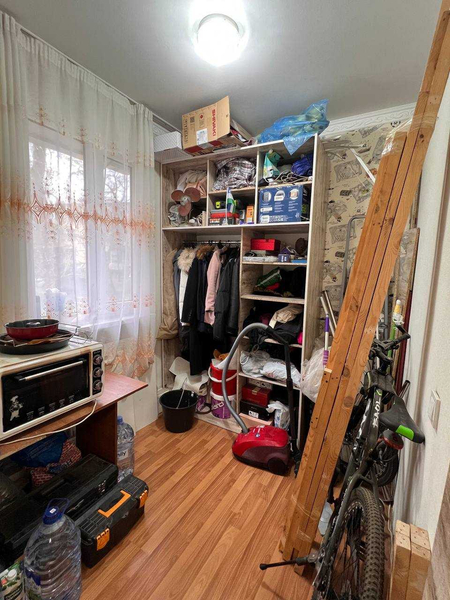 谷 129752 谷 Chilonzor tumanida kvartira sotiladi [42 м²]