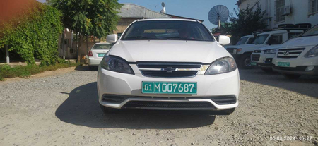 Организация продаёт Chevrolet Lacetti