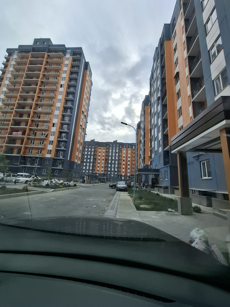 Arenda kvartira Bektemir Vodnik 2xona 1etaj Navastiroyka sharoiti bor