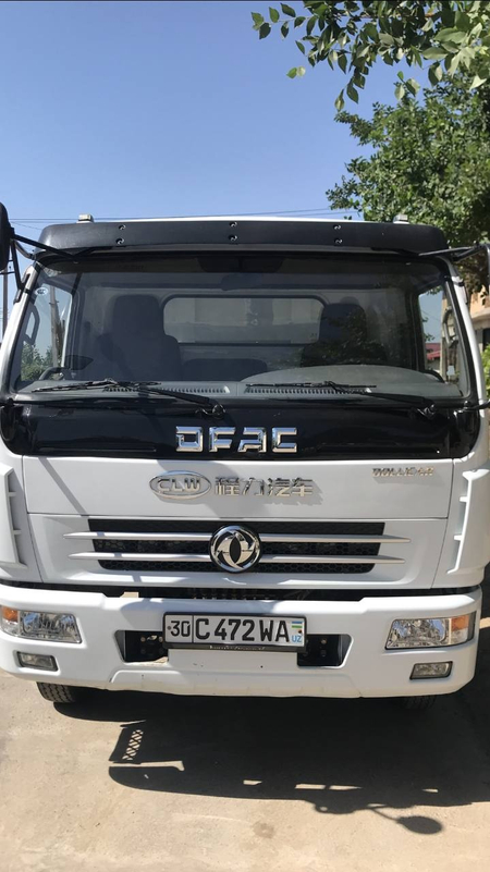 Dongfeng. Dfac 8