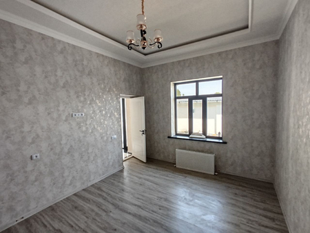 Toshken tumani Abduraxmon 2.8 sotik 6 xona