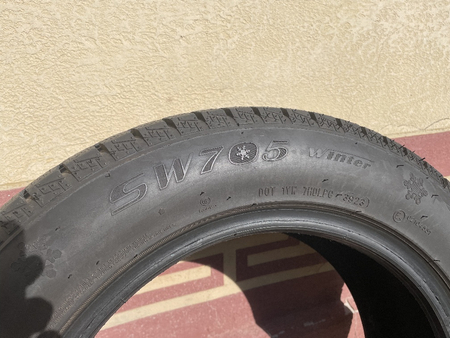 Зимные шины 195/60 R15