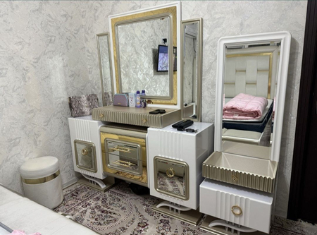 Яккас 3х комн.квартира с хорошим ремонтом  67м2 разд.комнаты балкон
