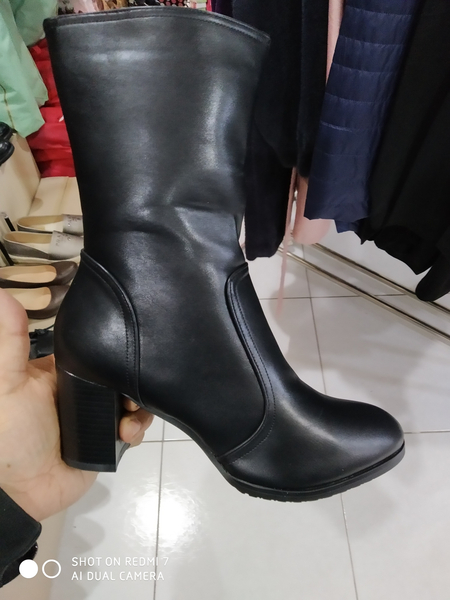 Скидки  распродажа.Женские полусапожки.