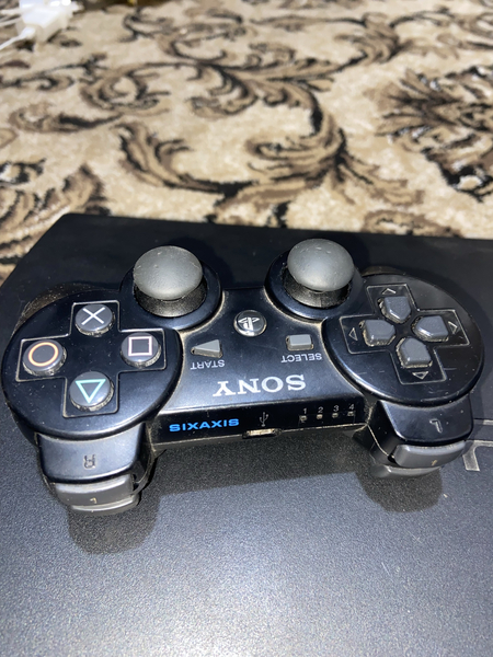 Playstation 3 sotiladi !