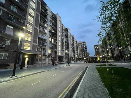 Сдаётся 2х ком квартира на ЖК Assalom sohil