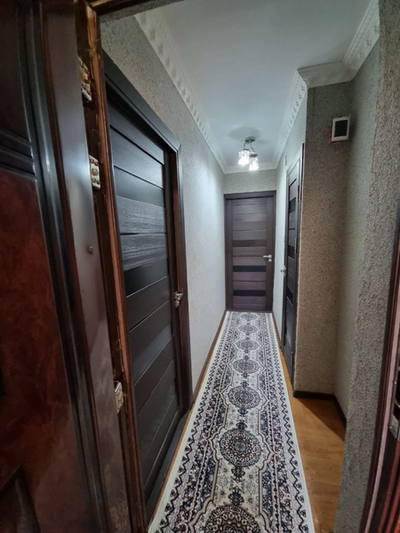 Продается квартира площадью 35 кв.м. В Вокзале напротив вокзал базар