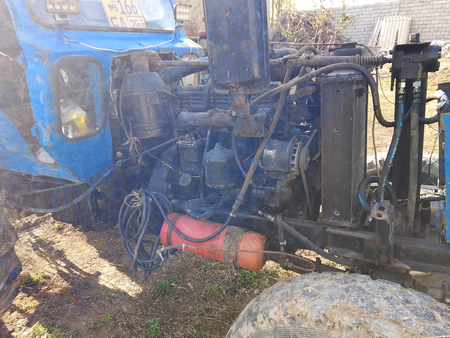 Traktor MTZ 80 xolati yaxshi