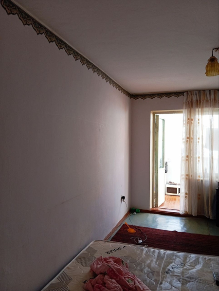 Продаётся 2х ком квартира на 4 этаже, ор:Горгаз,нихол кольцо, 7дом