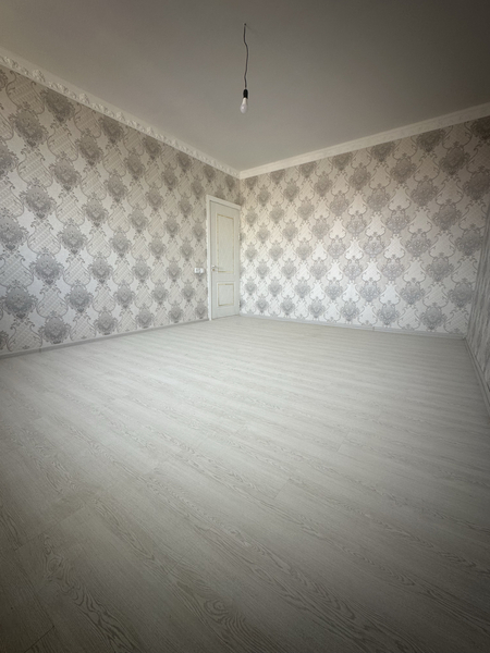 Uy sotiladi Bektemir rayon 3 xona+xoll+podvol