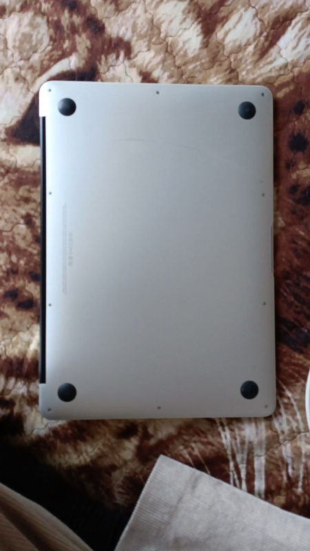 Macbook Air 2012 Core i5 128 gb 4 gb ram , Ideal holatda