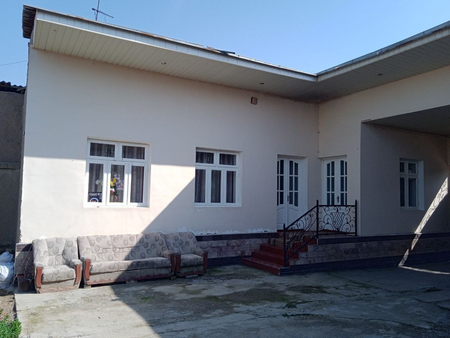 Hovli Tashmi postidan kirganda