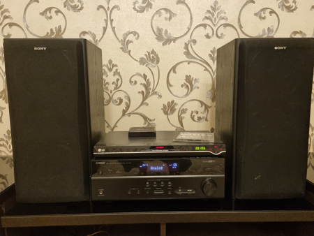 Sony колонки 4х полосные. Чистые.